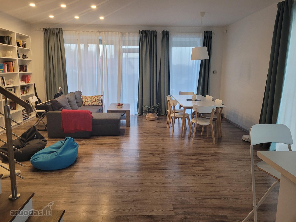 Namas nuomai, Vilniuje Pavilnyje Stasio Šilingo g., monolitinis ...