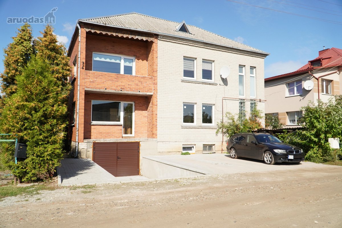 Namas, Kaune Rokuose N. Grigo g., mūrinio namo dalis Nekilnojamo turto ...