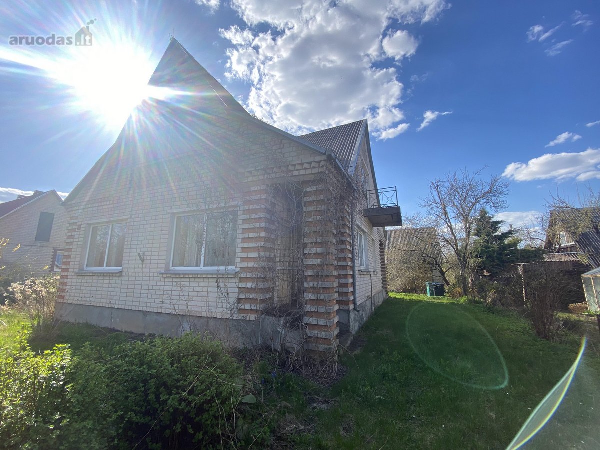 Namas, Anykščių r. Kavarsko m. Jono Biliūno g., mūrinis namas ...