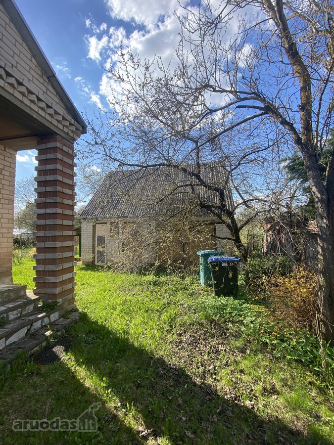 Namas, Anykščių r. Kavarsko m. Jono Biliūno g., mūrinis namas ...