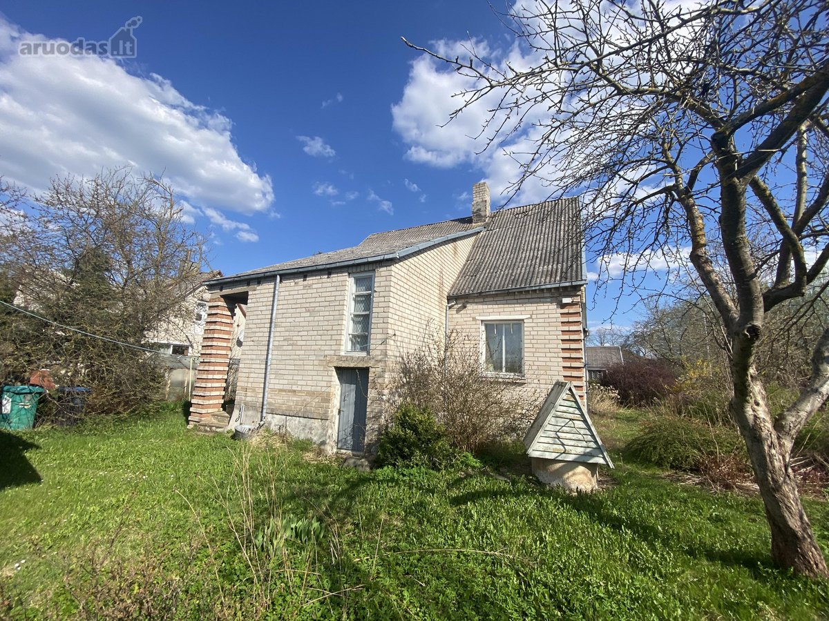 Namas, Anykščių r. Kavarsko m. Jono Biliūno g., mūrinis namas ...