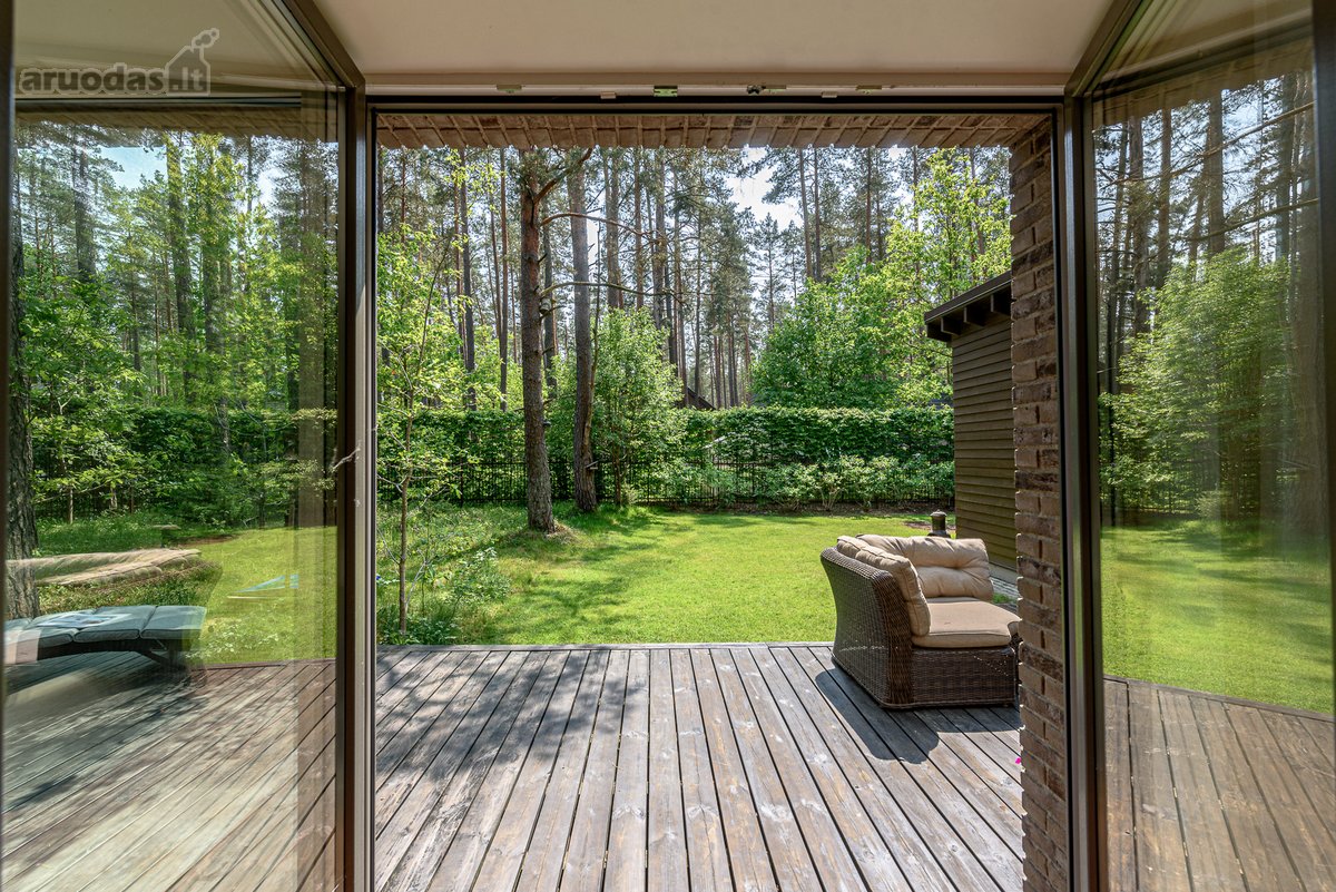 Modernus namas prestižinėje Laurų gyvenvietės - Skelbiu.lt