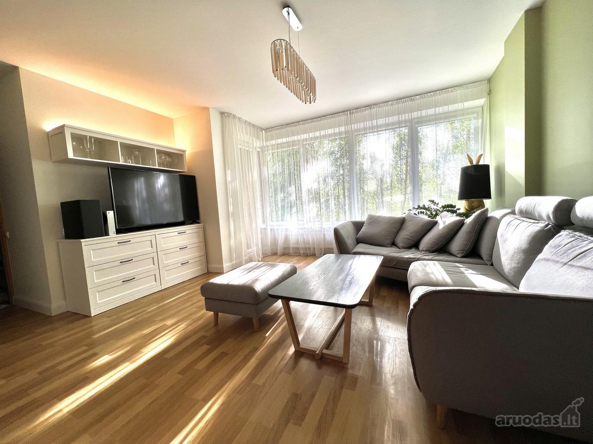 Butas, Kaune Šilainiuose Baltų pr., 3 kambarių butas Nekilnojamo turto ...