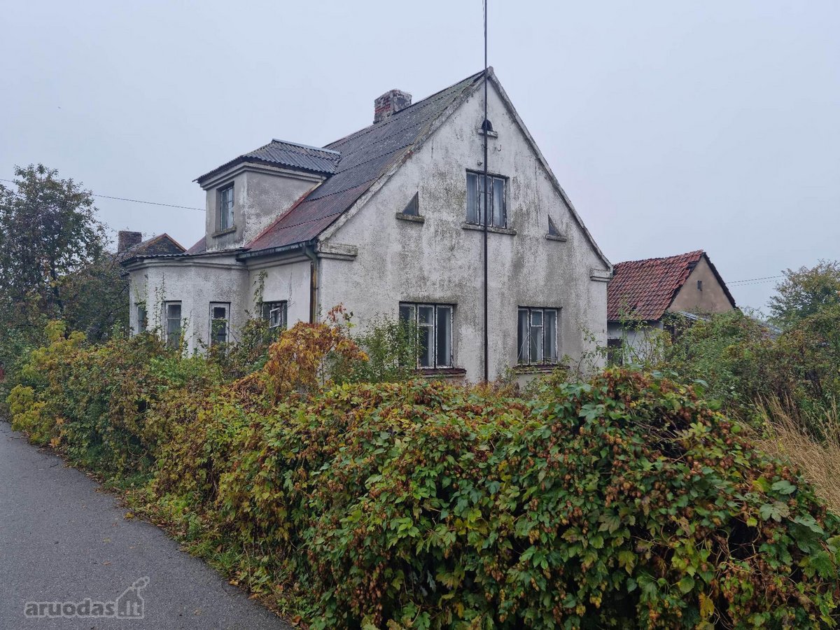 Namas, Vilkaviškio r. Kybartų m. Dariaus ir Girėno skg., mūrinis namas ...