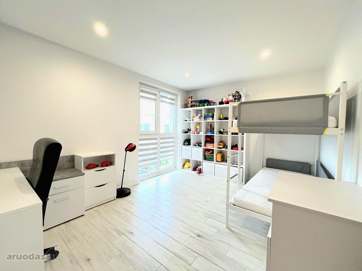 Namas, Kaune Vilijampolėje A. Strazdo g., mūrinis sublokuotas namas ...