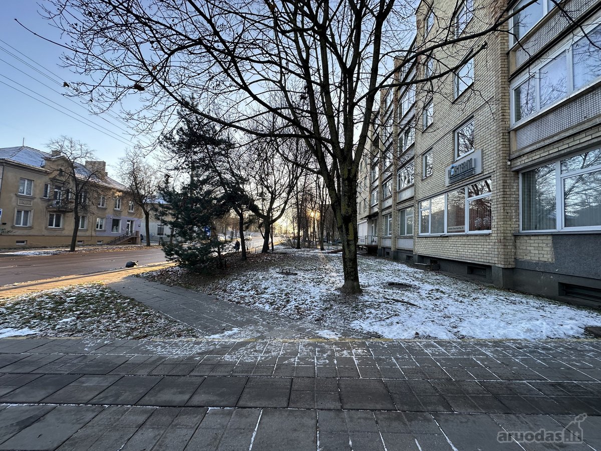 Išnuomojama patalpa gerai matoma nuo - Skelbiu.lt