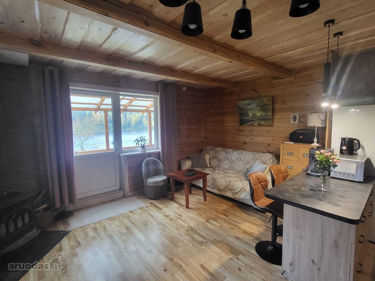 Namas, Zarasų r. Degučių k. Saulėtekio g., rąstinis namas Nekilnojamo ...