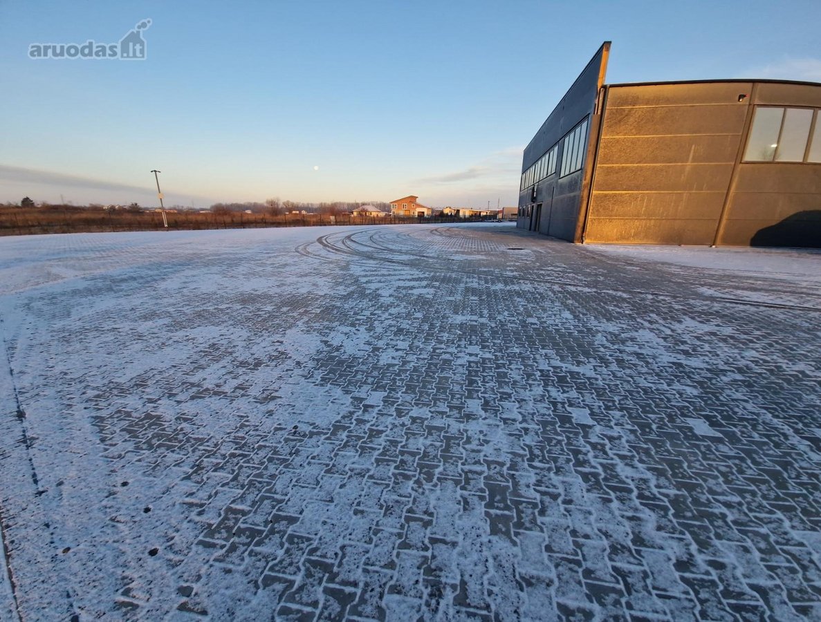 Darbo vieta, Kaune Rokuose J. Totoraičio g. patalpos nuomai Nekilnojamo turto skelbimai - Aruodas.lt