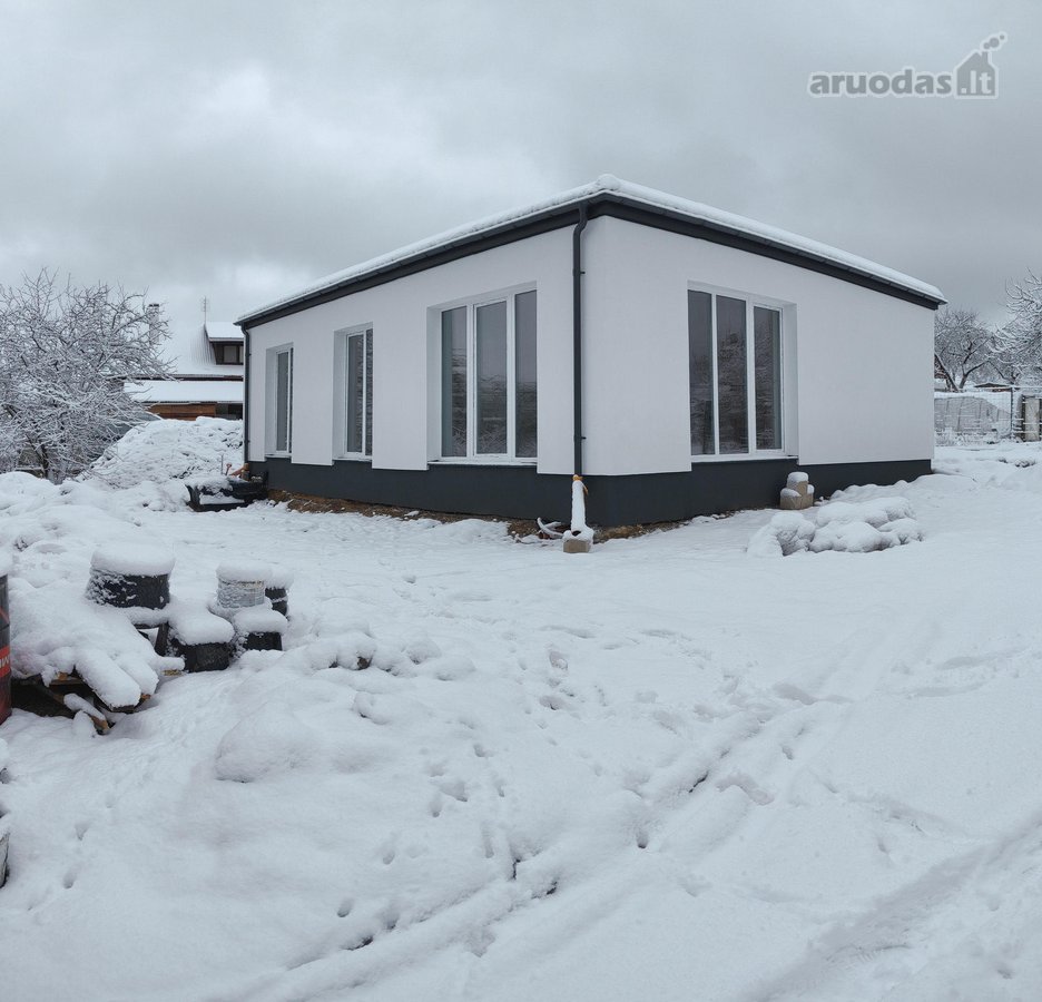 Namas pastatytas iš blokeliu 250 mm - Skelbiu.lt