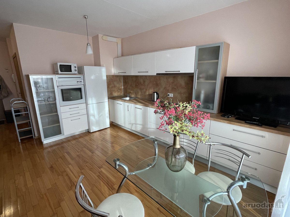 Arkados Name Išnuomojamas Pilnai Bei - Skelbiu.lt