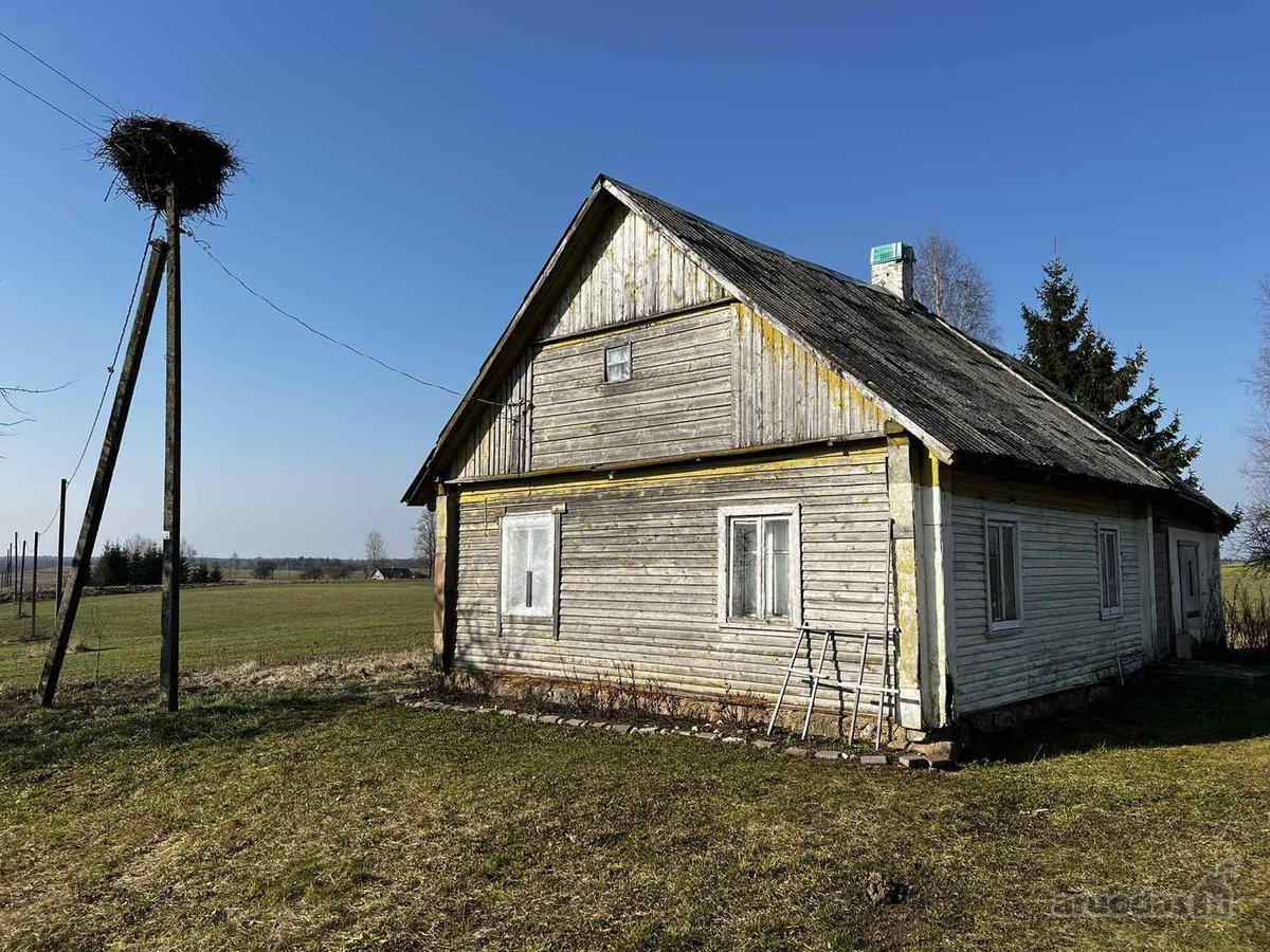 Namas, Prienų r. Stakliškių k. Lauko g., rąstinis namas Nekilnojamo ...