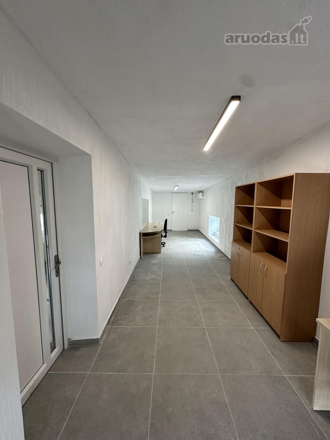 Visas pastatas, Panevėžyje Skaistakalnyje Senamiesčio g. patalpos ...