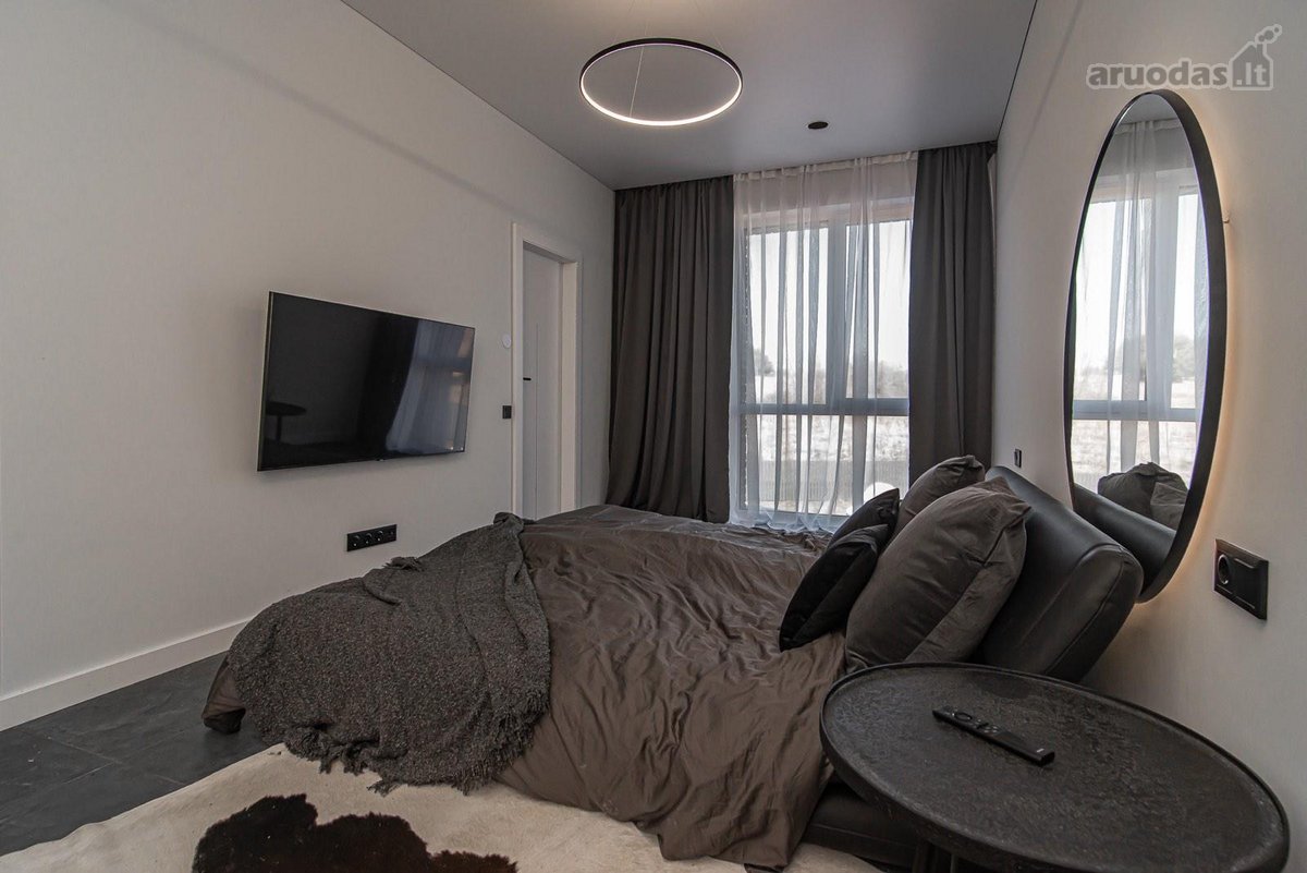 Namas, Vilniuje Kalnėnuose Baskų g., mūrinis namas Nekilnojamo turto ...