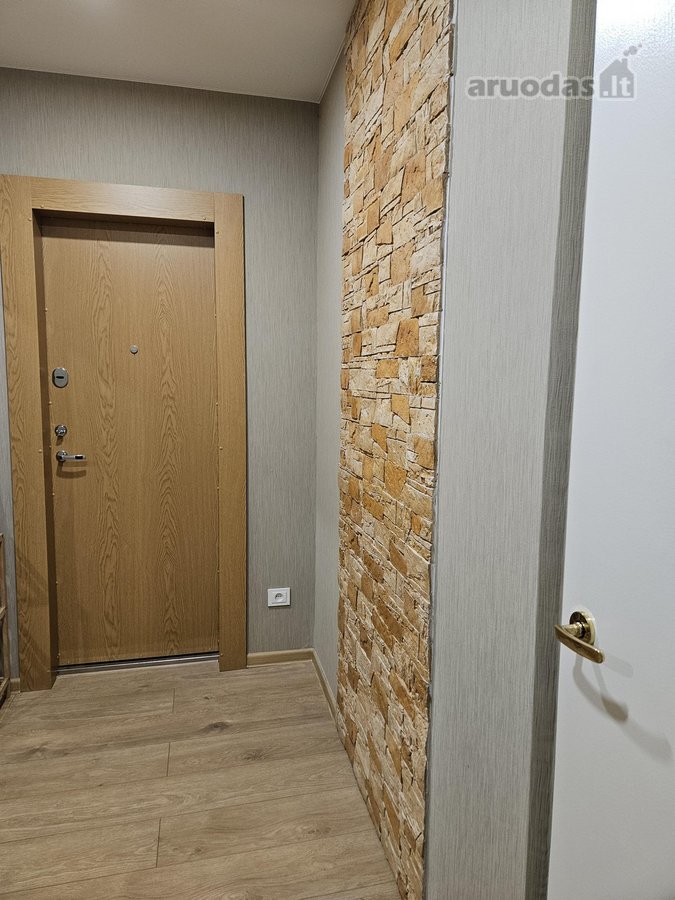 Išnuomojams tvarkingas butas po remonto su - Skelbiu.lt