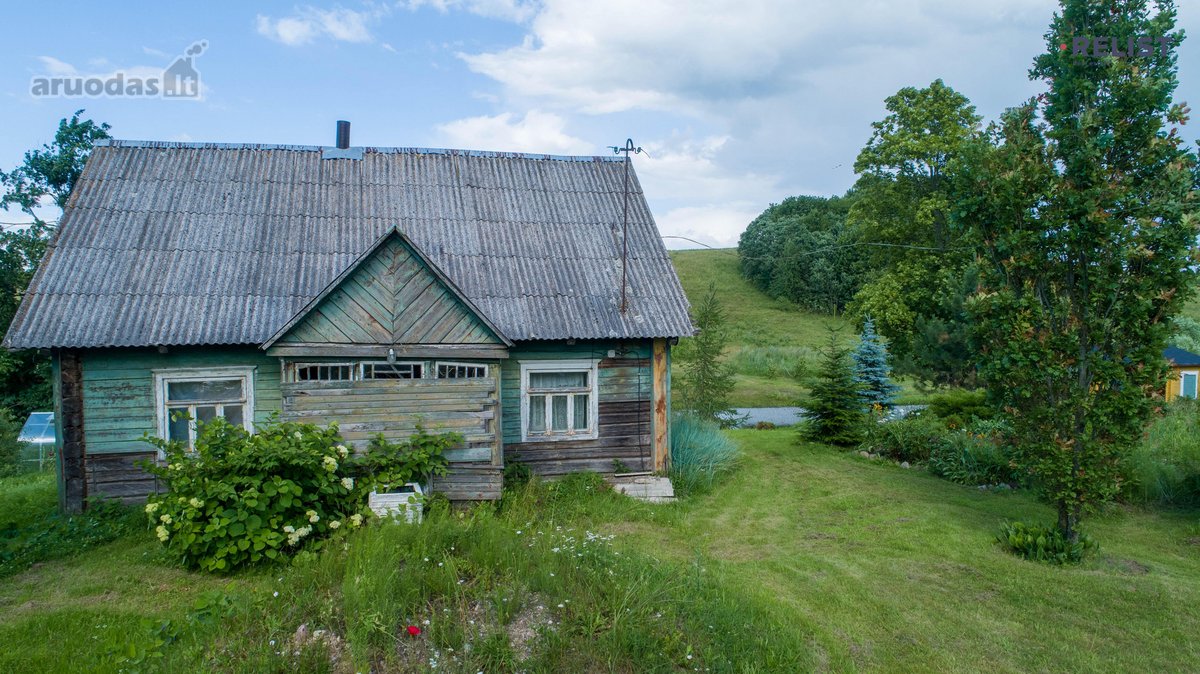 Namas, Molėtų r. Gėliogalių k. Liepų g., medinė sodyba Nekilnojamo ...