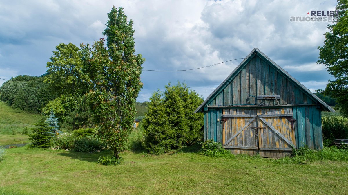 Namas, Molėtų r. Gėliogalių k. Liepų g., medinė sodyba Nekilnojamo ...