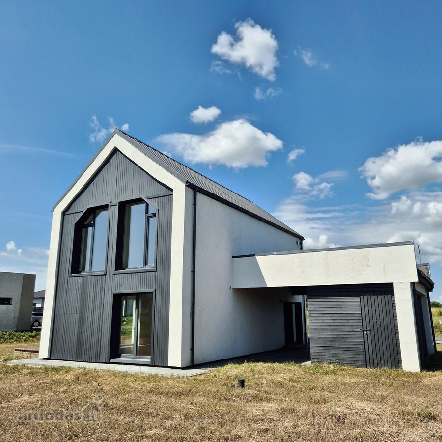 Namas, Vilniuje Mažuosiuose Gulbinuose Netimero g., mūrinis namas ...