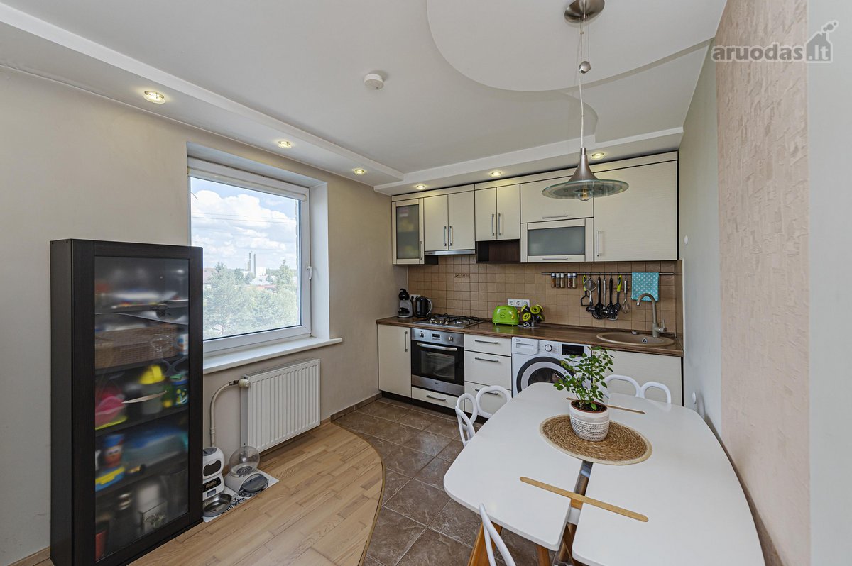 Butas, Kauno r. Neveronių k. Davalgonių g., 2 kambarių butas ...