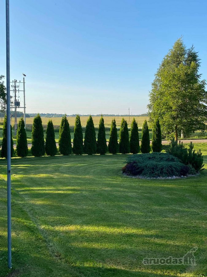 Namas, Širvintų r. Neveronių k. Liepų g., rąstinis namas Nekilnojamo ...