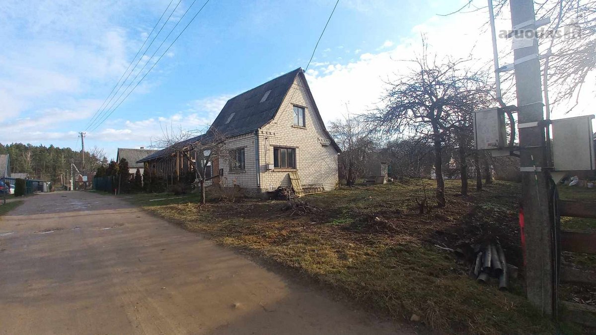Parduodamas mūrinis namas su žeme Ukmergėje, - Skelbiu.lt
