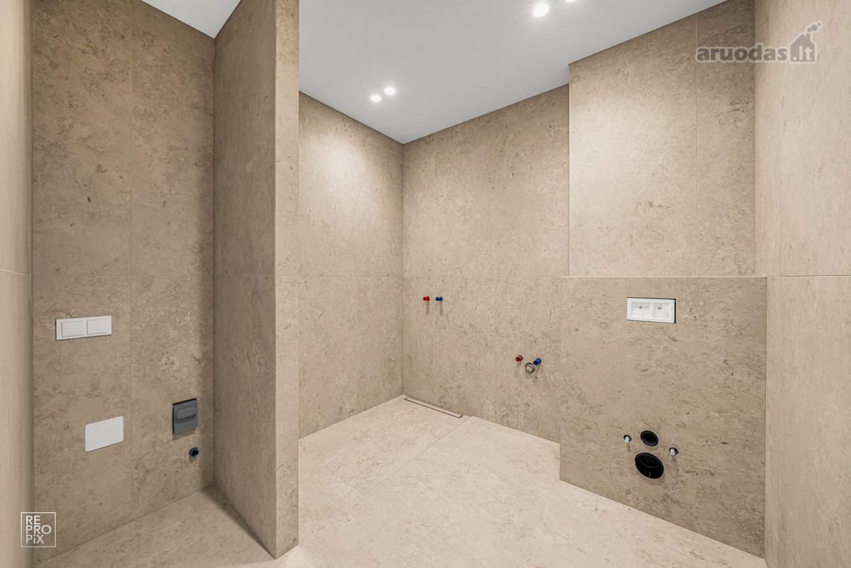 Butas, Kaune Fredoje Europos pr., 3 kambarių butas Nekilnojamo turto ...