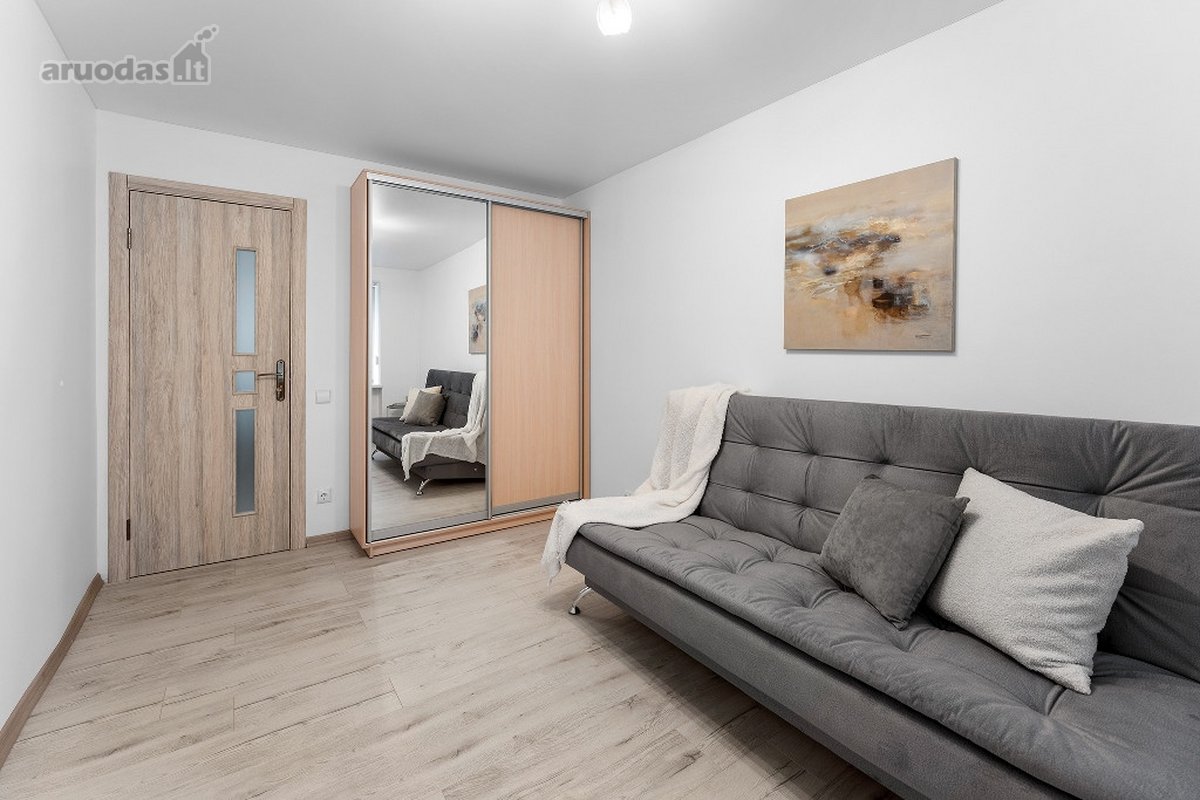 Квартира, Šiauliuose Centre Varpo g., 3 комнат квартира - Aruodas.lt