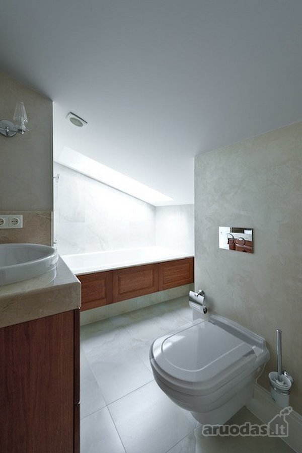 Namas, Vilniuje Zujūnuose Zujūnų g., mūrinis namas Nekilnojamo turto ...