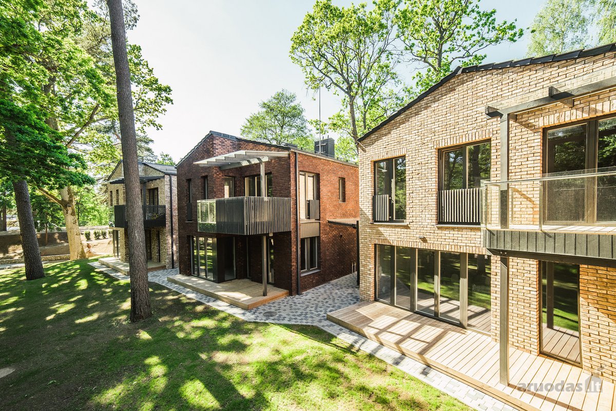 Butas, Klaipėdoje Giruliuose Girulių pl., 2 kambarių butas Nekilnojamo ...