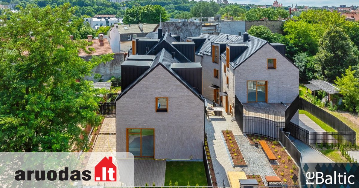 Namas, Vilniuje Senamiestyje Baltasis skg., mūrinis sublokuotas namas ...