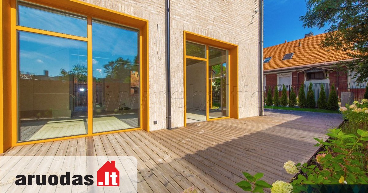 Namas, Vilniuje Užupyje Baltasis skg., mūrinis sublokuotas namas ...