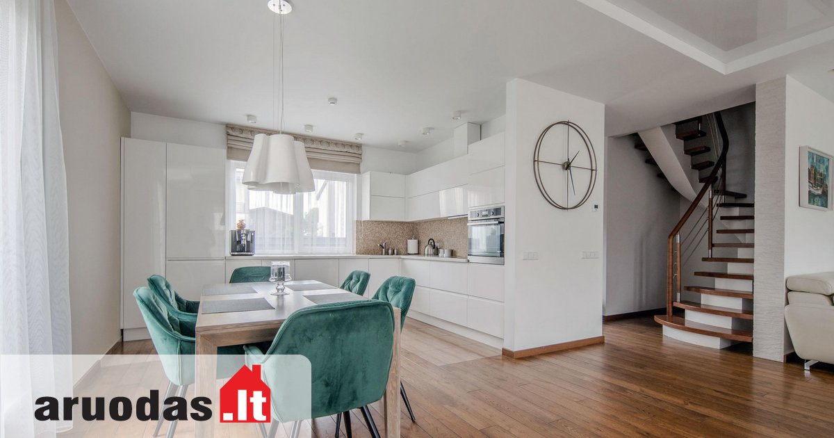 Namas, Klaipėdos r. Slengių k. Smilgių g., mūrinis sublokuotas namas ...